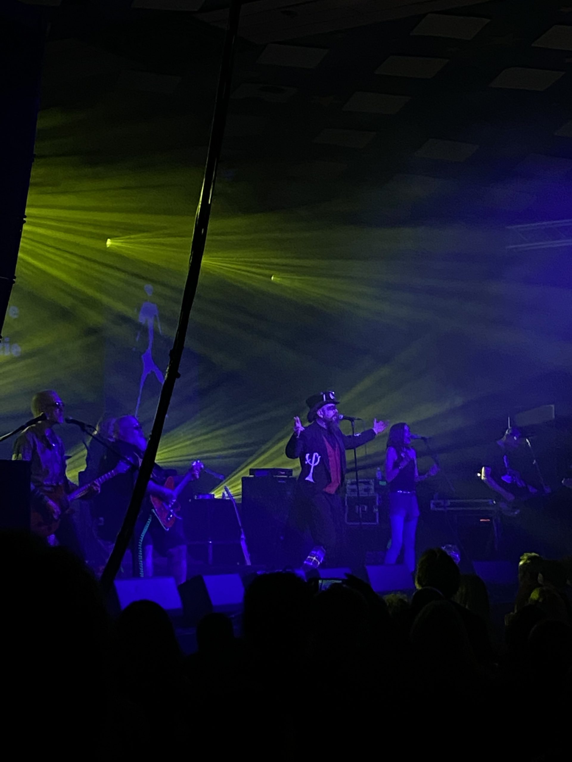 Goodbye Mr MacKenzie/Lola in Slacks/Callum Easter – live in Barrowland